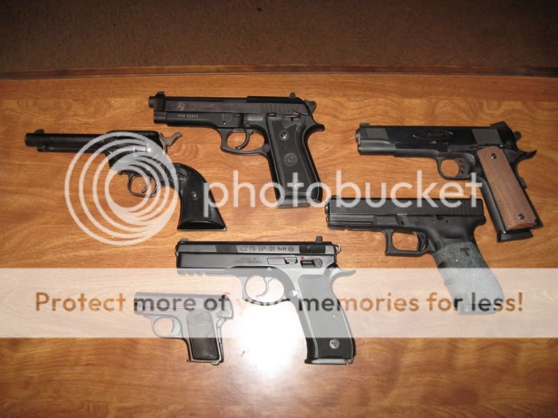 Where's your handgun "family photo" - Calguns.net