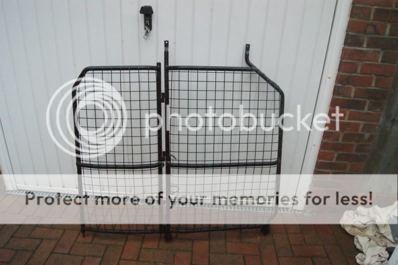 Ford Transit Forum • View topic - Transit Connect Mesh bulkhead