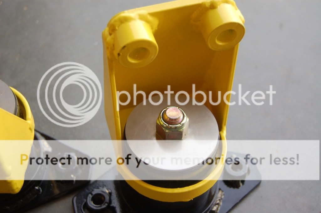 Polyurethane Motor Mounts are here! | Dodge Challenger Forum